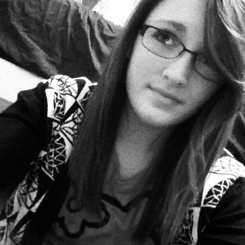 Logan Potter is on StageIt