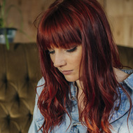 Jemma Johnson is on StageIt