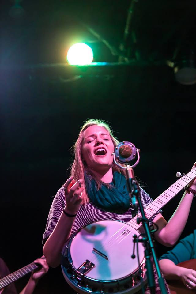 SydneyClapp is on StageIt