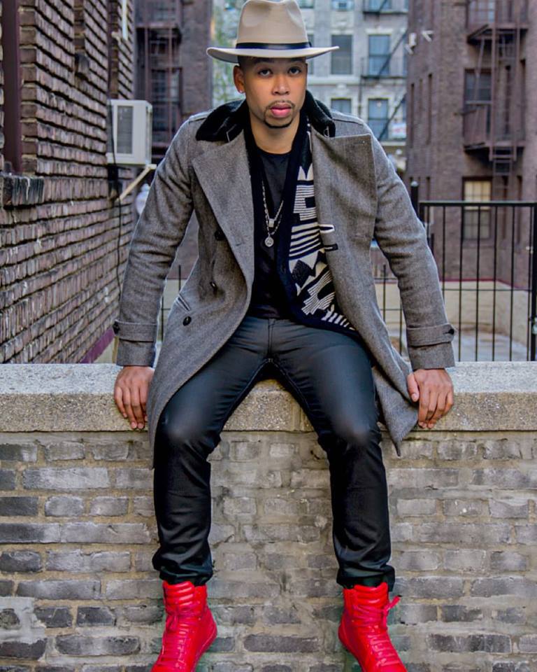 MALACH IRIVERS is on StageIt