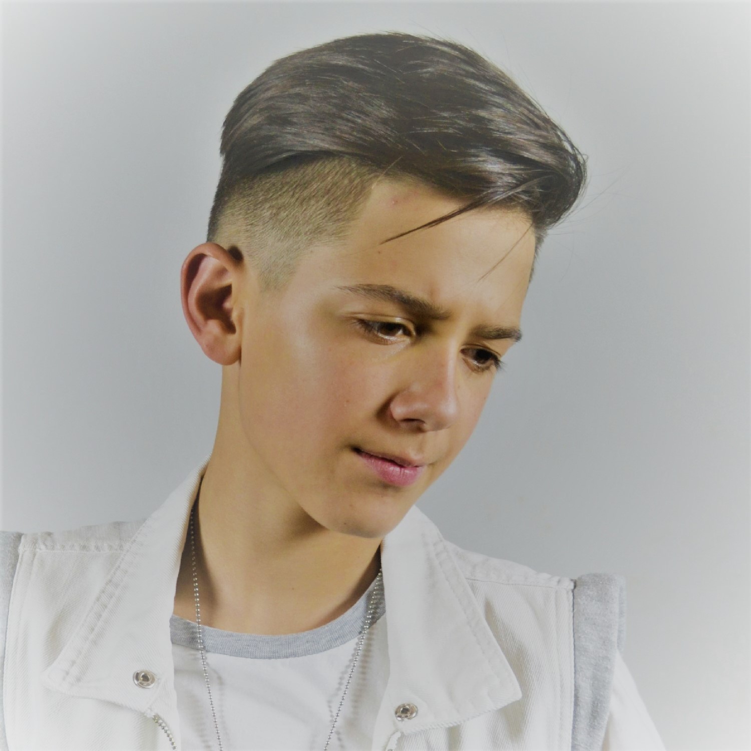 Henno William is on StageIt