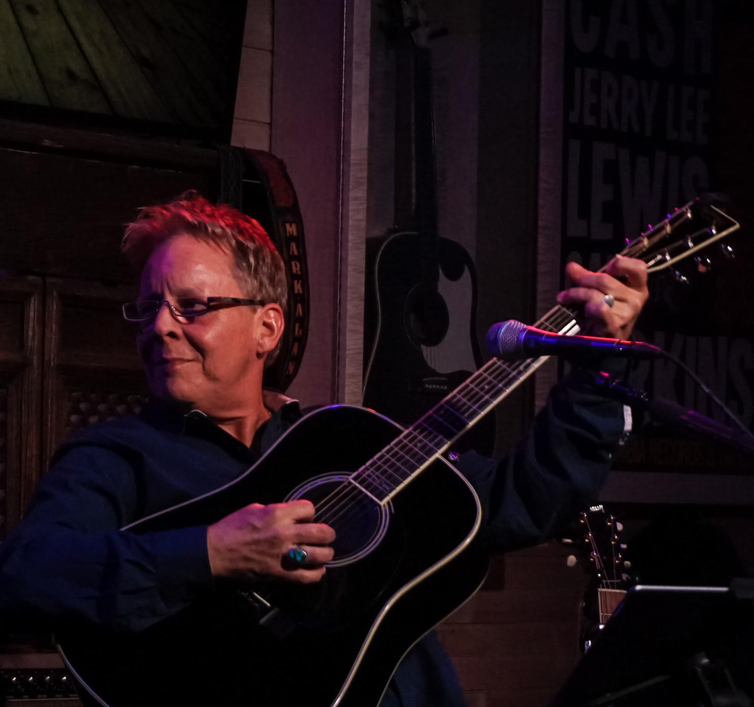 Mark Alan Cash, Nephew of Johnny Cash | Apr 6, 2018 | Friday Night in ...