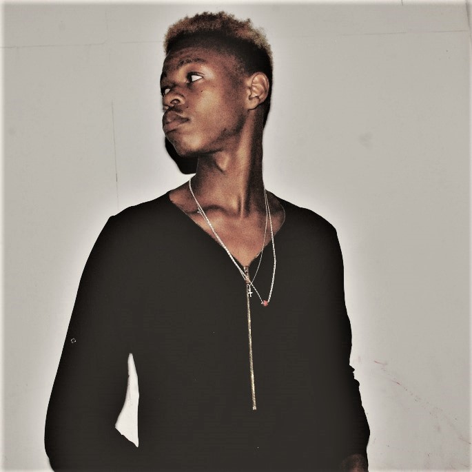 Pedro Fernando is on StageIt