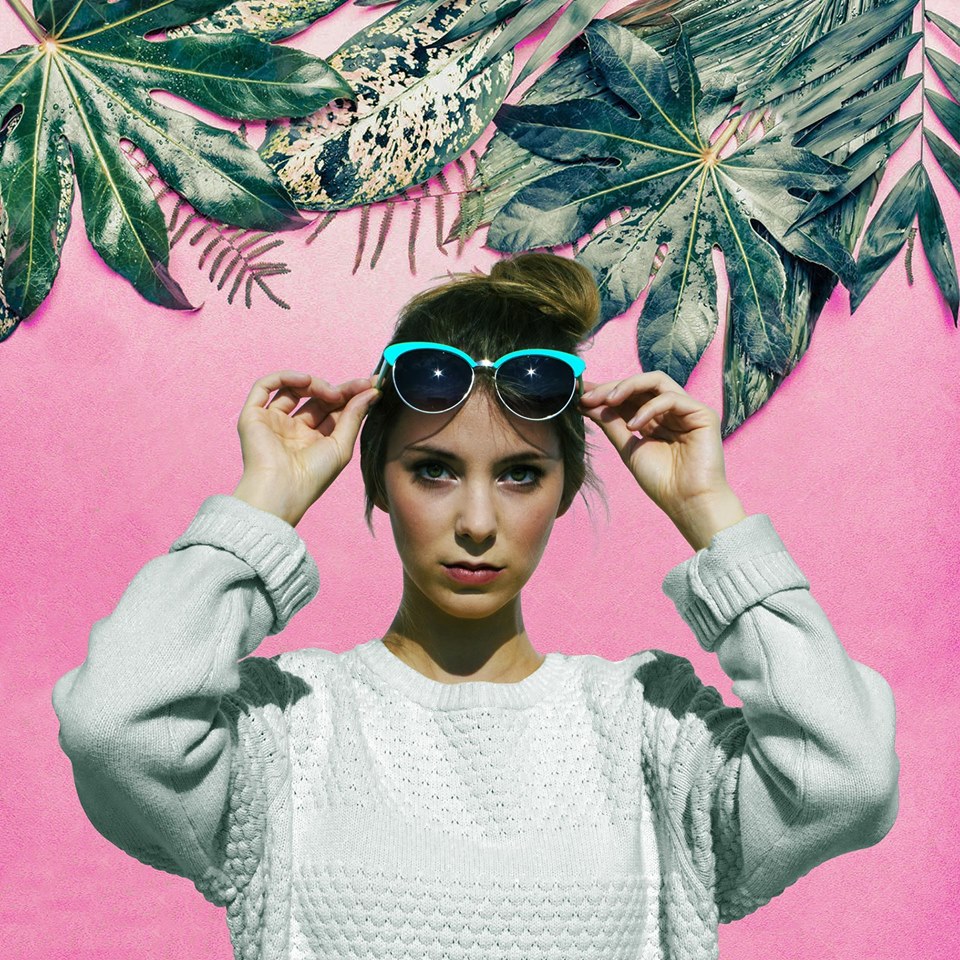 Romy Wave is on StageIt