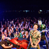19-Twenty is on StageIt