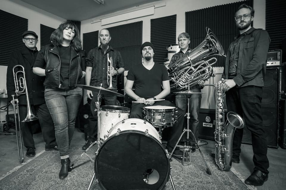 Matt Goodin is on StageIt