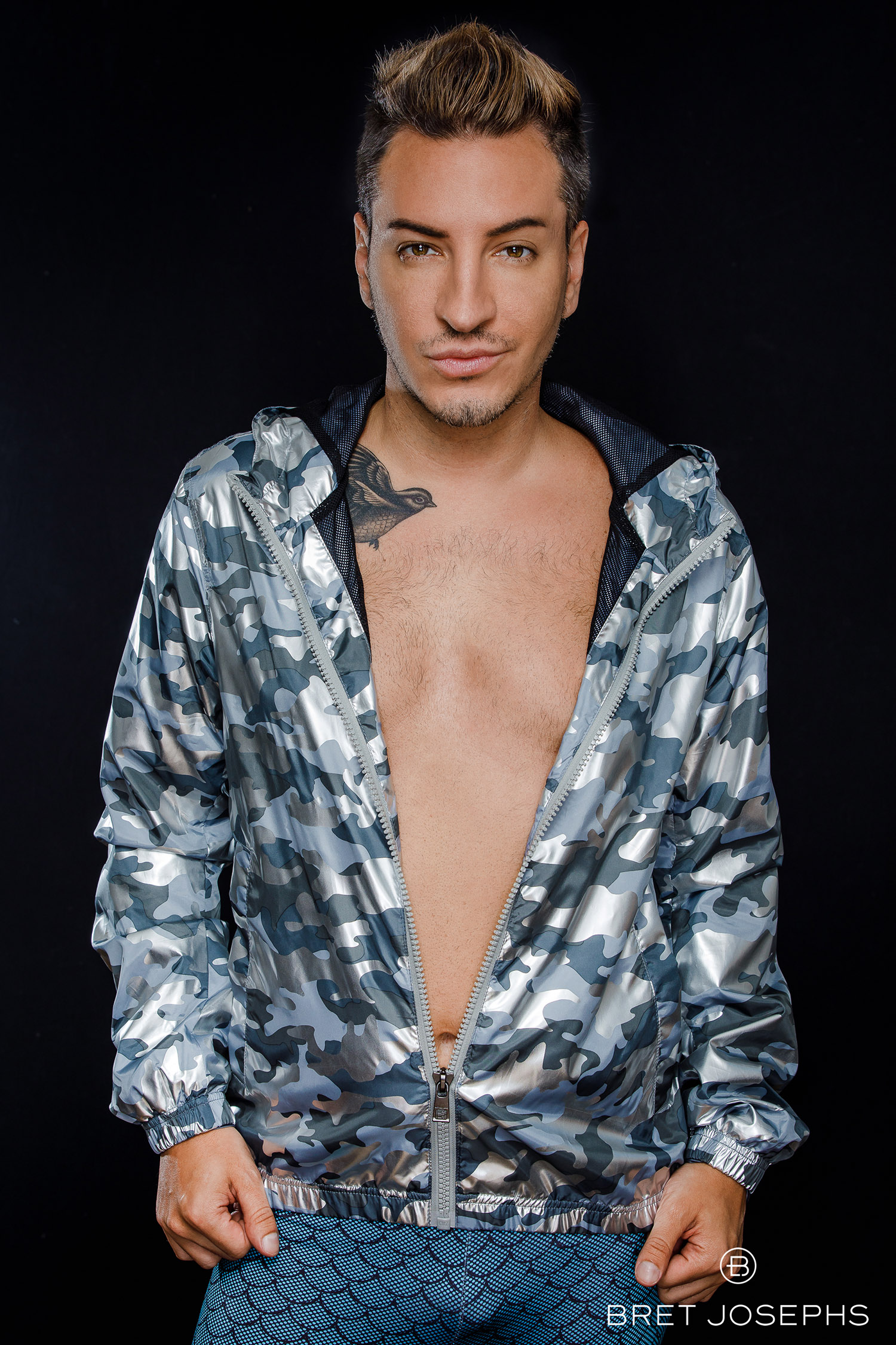 Adam Barta is on StageIt