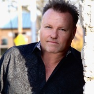 Sammy Sadler is on StageIt