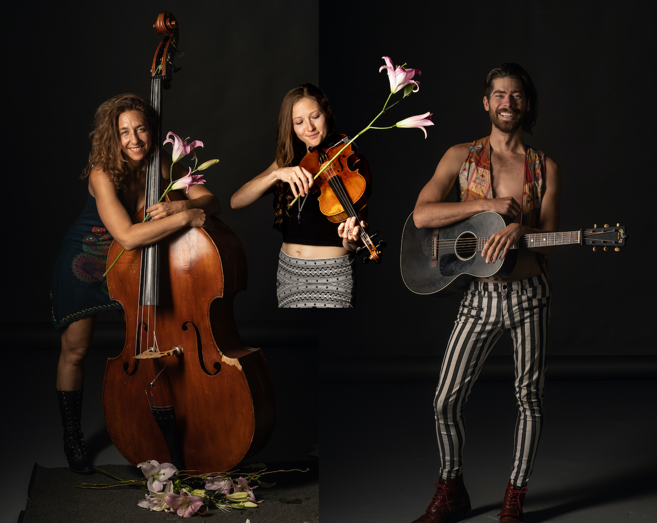 The Sweet Lillies is on StageIt
