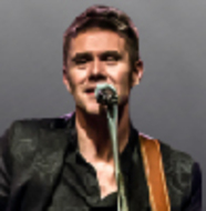 Neil Byrne is on StageIt